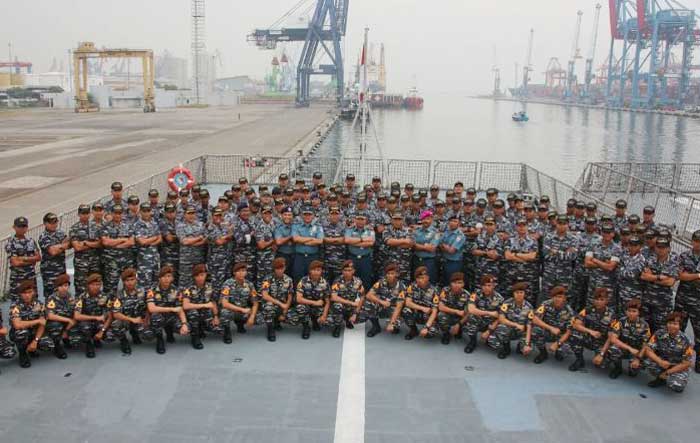 KRI SIM-366 dan KRI SHN-367 Bertolak Menjalankan Misi Cruise Exercise ...