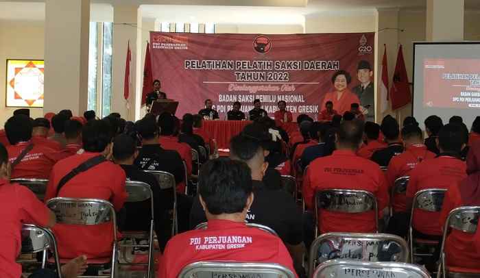 PDIP Gresik Bekali Pelatihan 125 Saksi untuk Pemilu 2024 | BANGSAONLINE.com - Berita Terkini ...