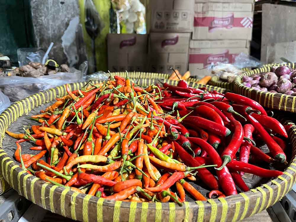 Update Harga Pangan Jabar 19 Juni 2025: Cabai Besar Turun Rp6.900, Rawit Merah Naik hingga Rp8 ...