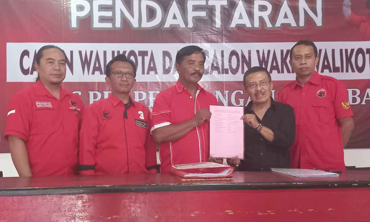 Persaingan Calon Wali Kota Batu 2024, 9 Orang Berebut Rekom dari PDIP | BANGSAONLINE.com ...