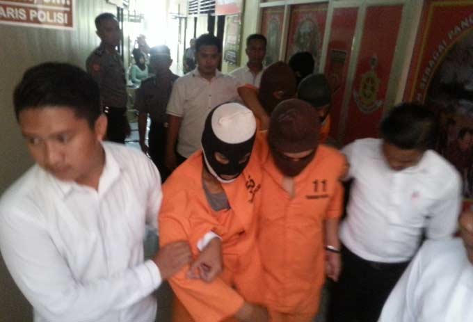 Dua Pekan, Polres Sumenep Ungkap 8 Kasus dan Ringkus 12 Tersangka ...