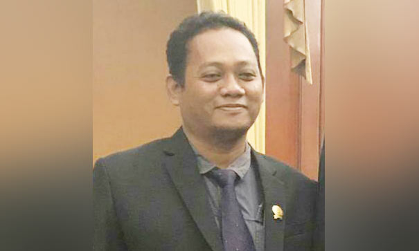 Sekda Gresik Ditetapkan Tersangka, Fraksi Nasdem Desak Bupati Tunjuk ... Sekda Gresik Ditetapkan Tersangka, Fraksi Nasdem Desak Bupati Tunjuk ...