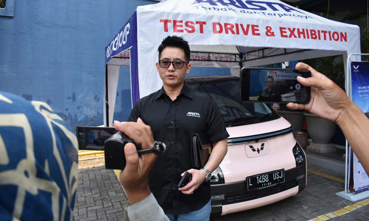 Wuling Air ev, Solusi Berkendara Tanpa Mikir Harga BBM | BANGSAONLINE ...