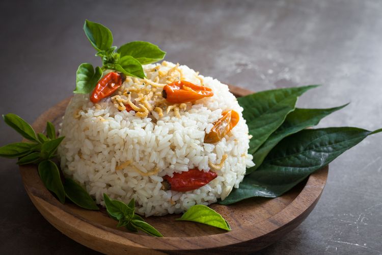 Resep Nasi Liwet Khas Sunda, Praktis Bikin di Rice Cooker ...