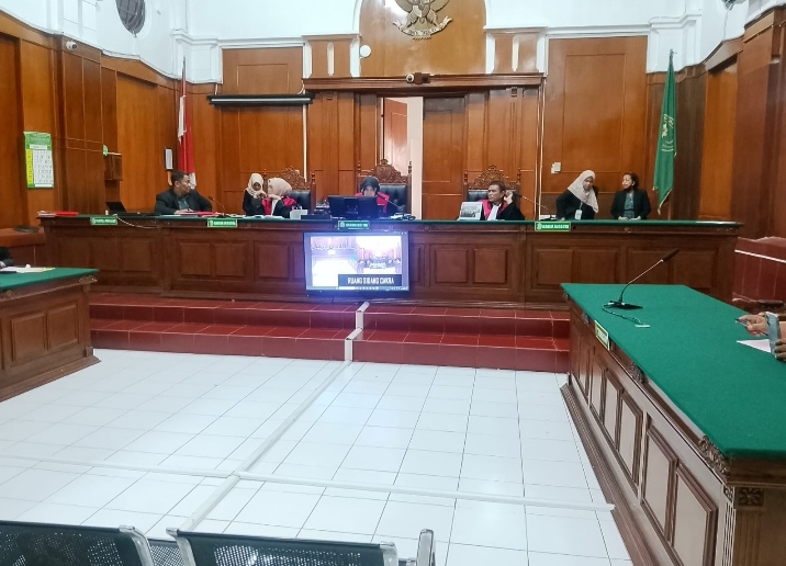 PN Surabaya Vonis Pengecer Narkoba 5 Tahun Penjara dan Denda Rp1 M ...