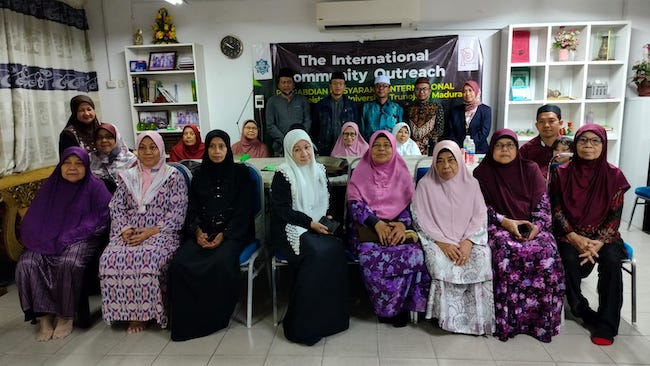 Gandeng Pewanida Kuala Lumpur, Fkis UTM Abdimas Internasional Kajian Al ...