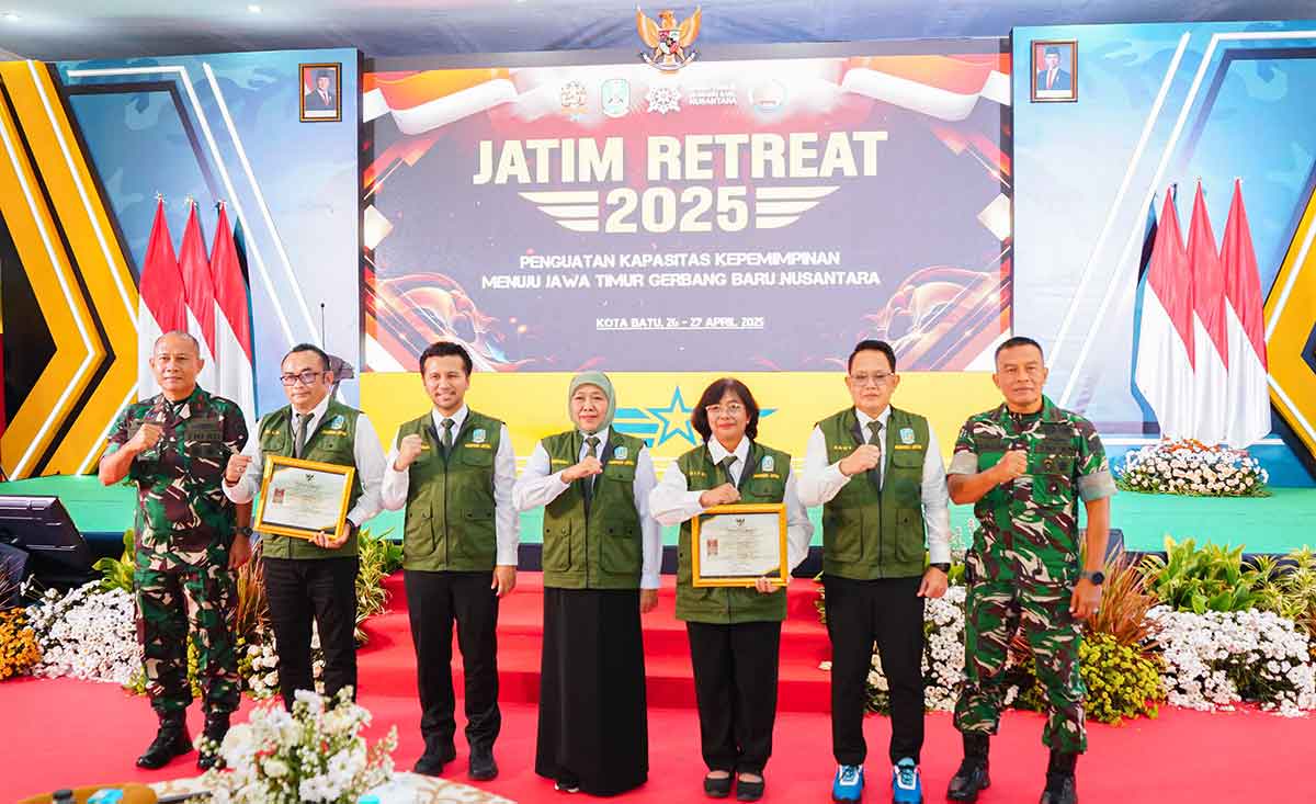 Tutup Jatim Retreat 2025, Gubernur Khofifah Tekankan Pemanfaatan AI untuk Dongkrak Pelayanan ...