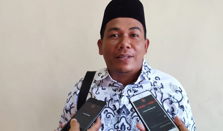 Guru Jember Pahlawan Tanpa Tanda Jasa, Juga Tanda Tanya | BANGSAONLINE ...