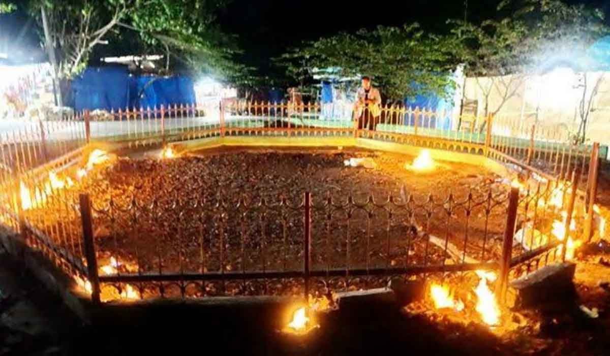 Mengintip Keindahan Api Abadi di Pamekasan | BANGSAONLINE.com - Berita ...