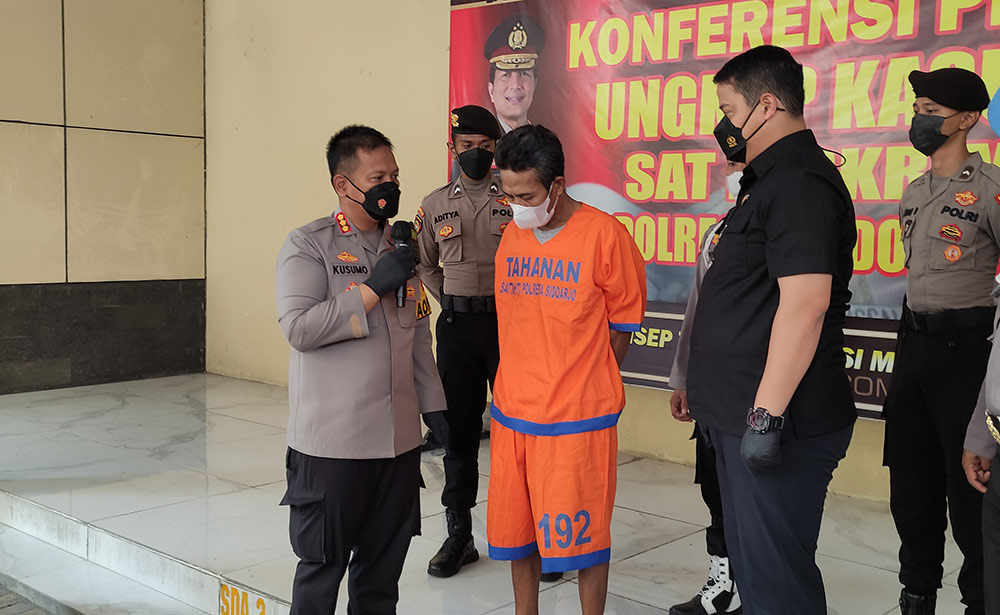 Pria Paruh Baya di Sidoarjo Tega Setubuhi Anak Berkebutuhan Khusus Pria Paruh Baya di Sidoarjo Tega Setubuhi Anak Berkebutuhan Khusus