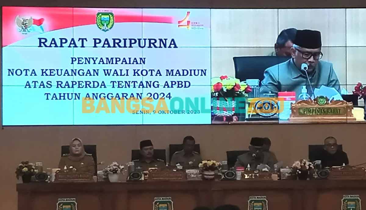 Dewan Terima Penyampaian Nota Keuangan Wali Kota Madiun Atas Raperda APBD TA 2024 | BANGSAONLINE ...