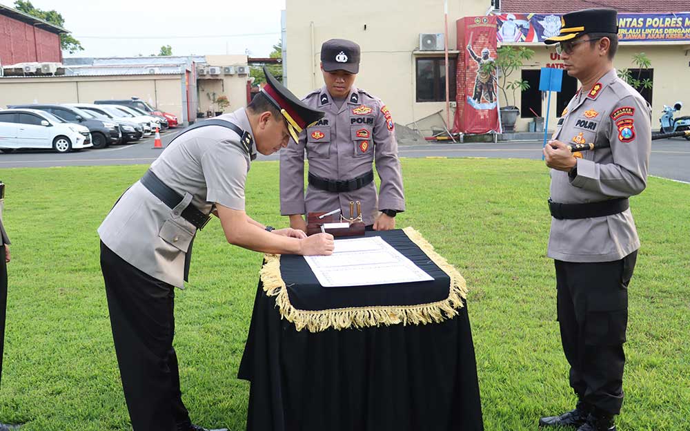 Polres Mojokerto Kota Rotasi Kabag SDM, Kompol Rudy Hartono Gantikan ...