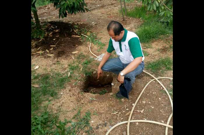 Teknologi Rorak, Cara Mudah dan Murah Mencegah Banjir | BANGSAONLINE ...
