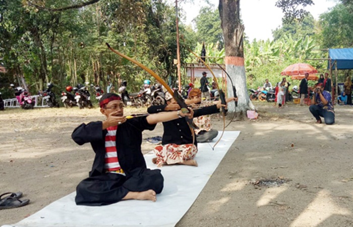 Lestarikan Budaya Leluhur, Paguyuban Sunggo Bangkalan Gelar Jemparingan ...