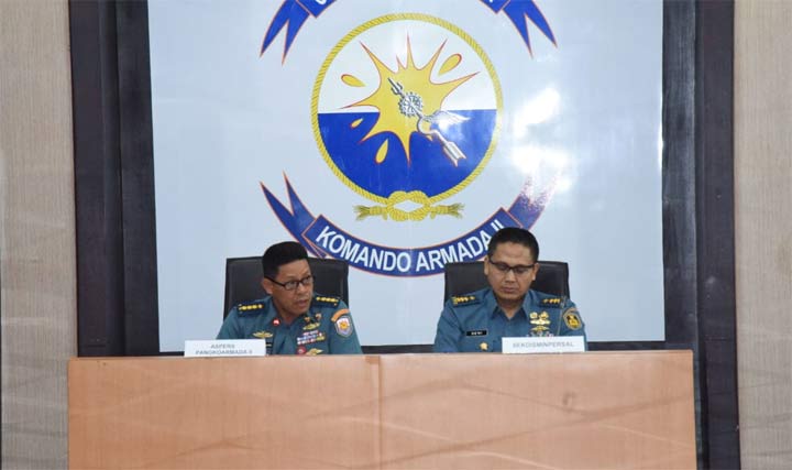 Pangkoarmada II Yakinkan 40 Perwira Karir TNI AL Angkatan XXVI Siap ...