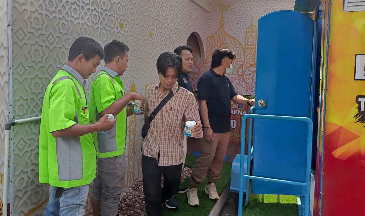 Pastikan Perjalanan Mudik Aman, Polisi Cek Kesehatan dan Tes Urine Kru ...